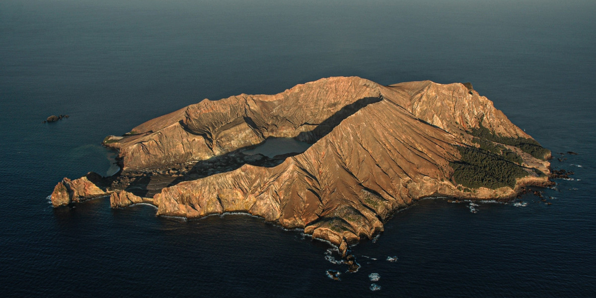 Whakaari monitoring update - Earth Sciences New Zealand | GNS Science ...